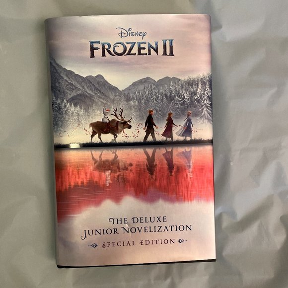 Disney | Other | Disney Frozen 2 The Deluxe Junior Novelization Special ...